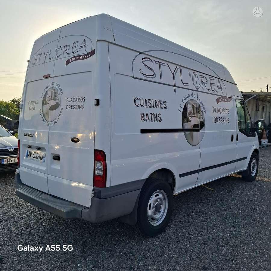 White Ford Transit 2010 in Silale, with an engine capacity of 2.20 L and mileage of 202 thousand km for 3800 €, photo 8 on AUTOMOTO.COM.LV