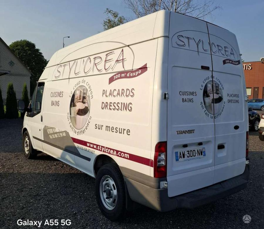 White Ford Transit 2010 in Silale, with an engine capacity of 2.20 L and mileage of 202 thousand km for 3800 €, photo 9 on AUTOMOTO.COM.LV