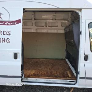 White Ford Transit 2010 in Silale, with an engine capacity of 2.20 L and mileage of 202 thousand km for 3800 €, photo 12 on AUTOMOTO.COM.LV