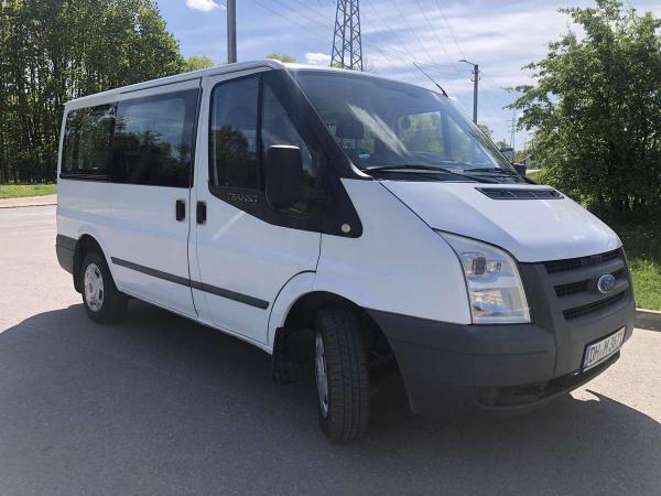 White Ford Transit 2011 in Kaunas, with an engine capacity of 2.20 L and mileage of 188 thousand km for 5999 €, photo 1 on AUTOMOTO.COM.LV