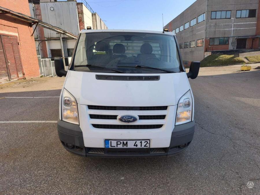 Balts Ford Transit 2011 Viļņa, ar dzinēja tilpumu 2.20 L un nobraukumu 194 tūkst. km par 4500 €, foto 5 vietnē AUTOMOTO.COM.LV