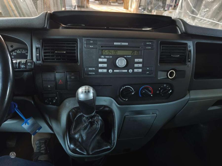 Balts Ford Transit 2011 Viļņa, ar dzinēja tilpumu 2.20 L un nobraukumu 194 tūkst. km par 4500 €, foto 11 vietnē AUTOMOTO.COM.LV