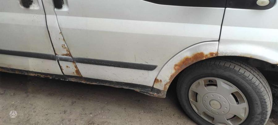 Balts Ford Transit 2011 Anykščiai, ar dzinēja tilpumu 2.20 L un nobraukumu 420 tūkst. km par 1500 €, foto 5 vietnē AUTOMOTO.COM.LV