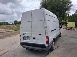 White Ford Transit 2011 in Vilnius, with an engine capacity of 2.20 L and mileage of 527 thousand km for 2950 €, photo 6 on AUTOMOTO.COM.LV