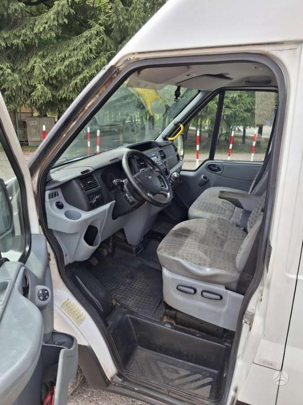 Белый Форд Транзит 2011 в Вильнюс, объемом двигателя 2.20 л и пробегом 527 тыс. км за 2950 €, фото 9 на AUTOMOTO.COM.LV