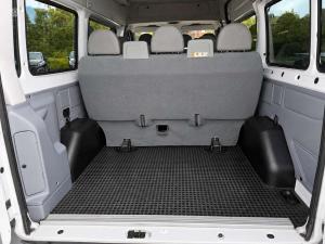 White Ford Transit 2011 in Alytus, with an engine capacity of 2.20 L and mileage of 209 thousand km for 6700 €, photo 12 on AUTOMOTO.COM.LV