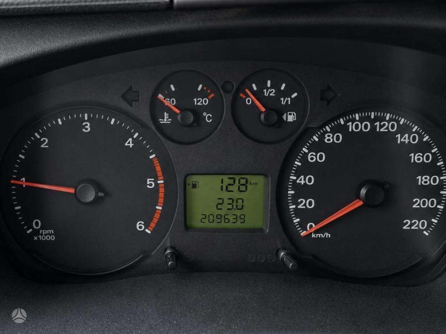 White Ford Transit 2011 in Alytus, with an engine capacity of 2.20 L and mileage of 209 thousand km for 6700 €, photo 13 on AUTOMOTO.COM.LV