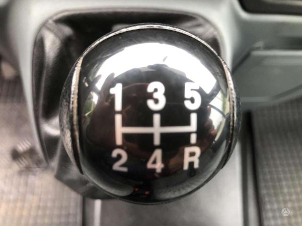 Balts Ford Transit 2011 Kauņa, ar dzinēja tilpumu 2.20 L un nobraukumu 189 tūkst. km par 5650 €, foto 8 vietnē AUTOMOTO.COM.LV