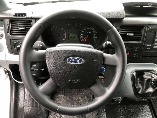 Balts Ford Transit 2011 Kauņa, ar dzinēja tilpumu 2.20 L un nobraukumu 189 tūkst. km par 5650 €, foto 10 vietnē AUTOMOTO.COM.LV