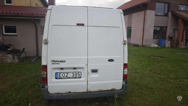 Ford Transit 2011 Druskininkai vietnÄ Balts Ford Transit 2011 Druskininkai, ar dzinÄja tilpumu 2.20 L un nobraukumu 220 tÅ«kst. km par 1499 ā¬, foto 4 vietnÄ AUTOMOTO.COM.LV