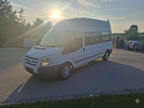 Balts Ford Transit 2011 Šilutė, ar dzinēja tilpumu 2.20 L un nobraukumu 296 tūkst. km par 6550 €, foto 4 vietnē AUTOMOTO.COM.LV