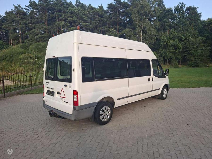 Balts Ford Transit 2011 Šilutė, ar dzinēja tilpumu 2.20 L un nobraukumu 296 tūkst. km par 6550 €, foto 5 vietnē AUTOMOTO.COM.LV