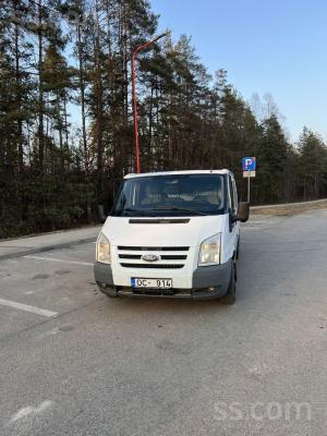 White Ford Transit 2011 in Riga, with an engine capacity of 2.20 L and mileage of 290 thousand km for 3750 €, photo 1 on AUTOMOTO.COM.LV