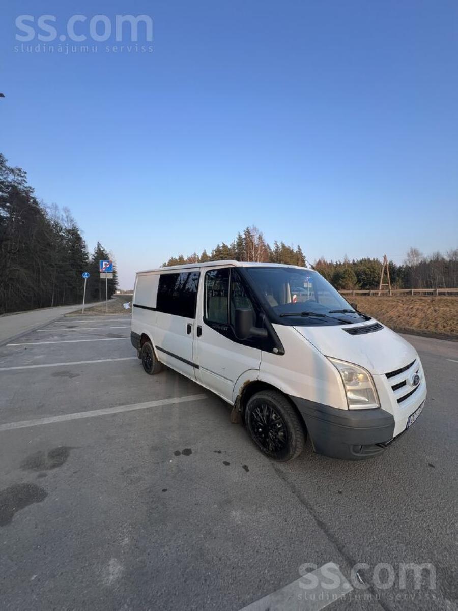 Balts Ford Transit 2011 Rīga, ar dzinēja tilpumu 2.20 L un nobraukumu 290 tūkst. km par 3750 €, foto 4 vietnē AUTOMOTO.COM.LV