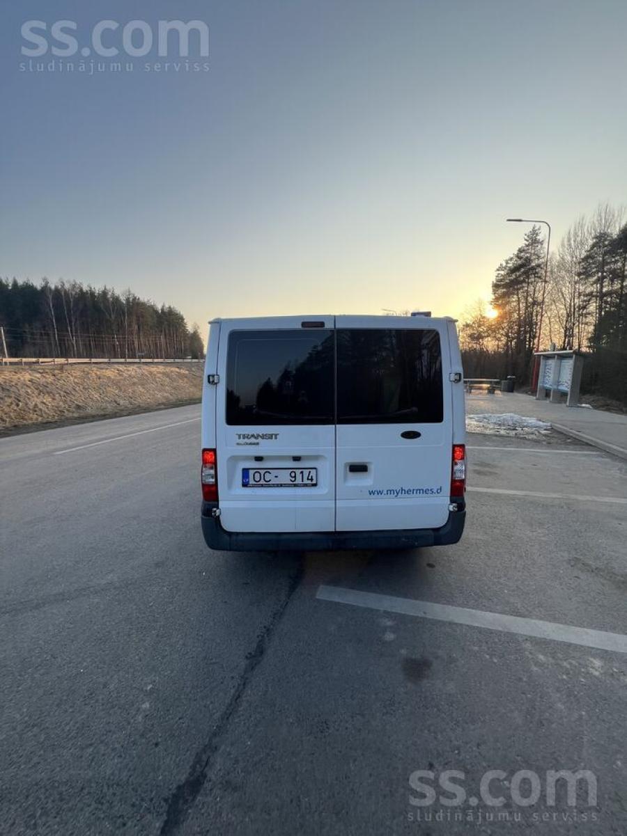 Balts Ford Transit 2011 Rīga, ar dzinēja tilpumu 2.20 L un nobraukumu 290 tūkst. km par 3750 €, foto 7 vietnē AUTOMOTO.COM.LV