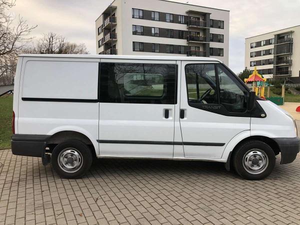 White Ford Transit 2012 in Kaunas, with an engine capacity of 2.20 L and mileage of 206 thousand km for 4900 €, photo 1 on AUTOMOTO.COM.LV
