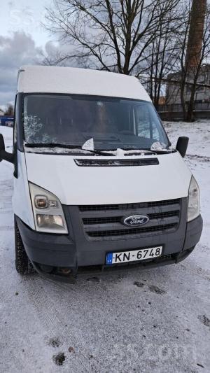 White Ford Transit 2012 in Riga, with an engine capacity of 2.20 L and mileage of 333 thousand km for 4250 €, photo 3 on AUTOMOTO.COM.LV