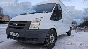 White Ford Transit 2012 in Riga, with an engine capacity of 2.20 L and mileage of 333 thousand km for 4250 €, photo 5 on AUTOMOTO.COM.LV
