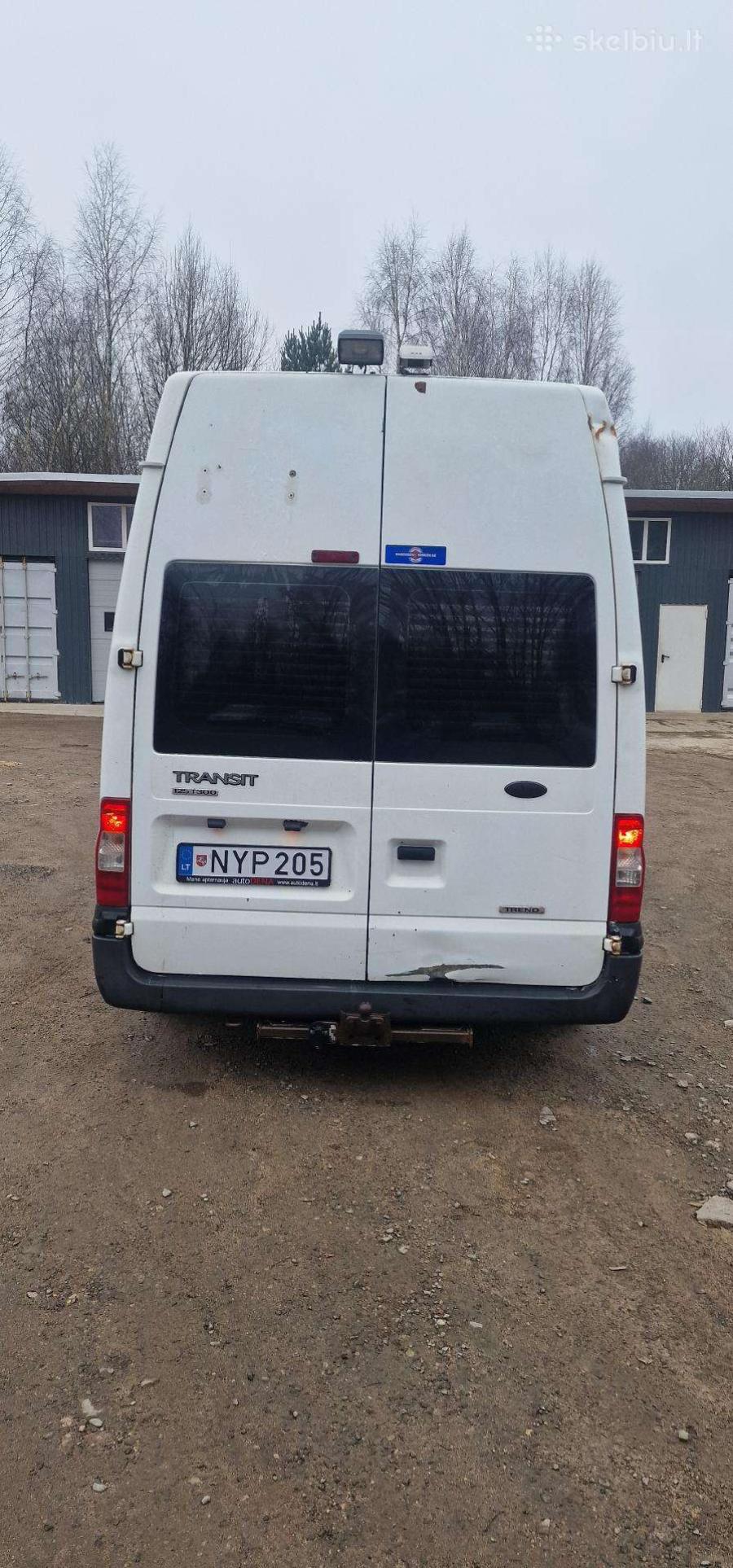 White Ford Transit 2012 in Vilnius, with an engine capacity of 2.20 L and mileage of 399 thousand km for 3400 €, photo 6 on AUTOMOTO.COM.LV