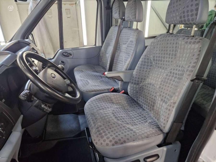 Balts Ford Transit 2012 Kauņa, ar dzinēja tilpumu 0.00 L un nobraukumu 216 tūkst. km par 5600 €, foto 12 vietnē AUTOMOTO.COM.LV