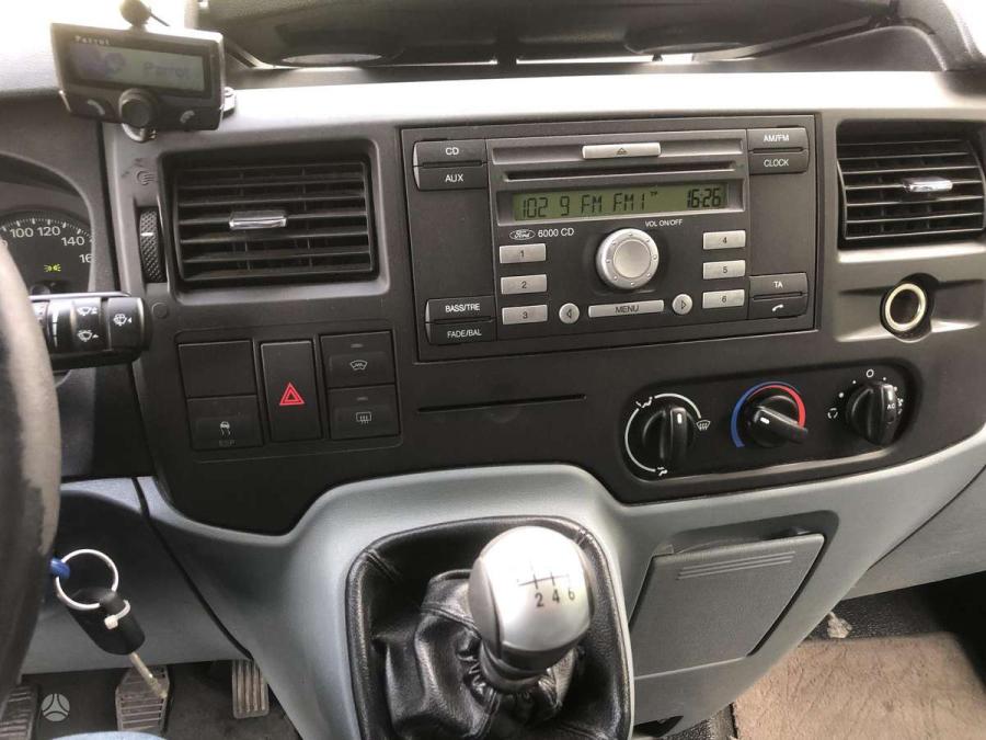 Balts Ford Transit 2012 Kauņa, ar dzinēja tilpumu 2.20 L un nobraukumu 218 tūkst. km par 5700 €, foto 12 vietnē AUTOMOTO.COM.LV