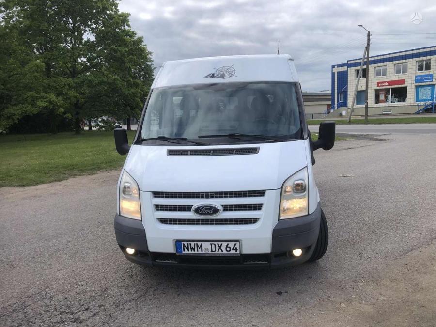Balts Ford Transit 2012 Kauņa, ar dzinēja tilpumu 2.20 L un nobraukumu 218 tūkst. km par 5700 €, foto 23 vietnē AUTOMOTO.COM.LV