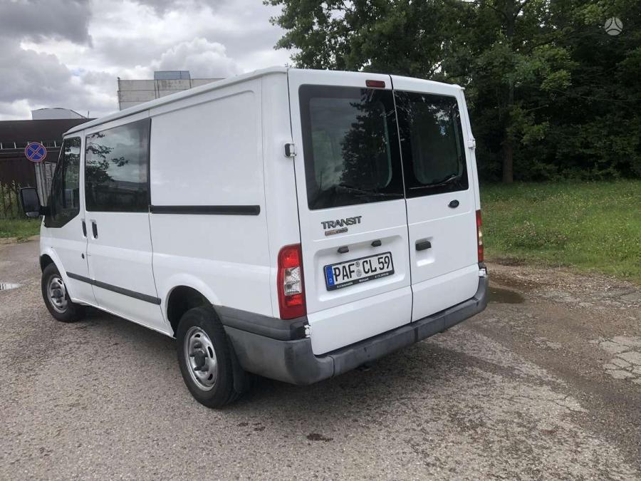 White Ford Transit 2012 in Kaunas, with an engine capacity of 2.20 L and mileage of 207 thousand km for 3400 €, photo 9 on AUTOMOTO.COM.LV