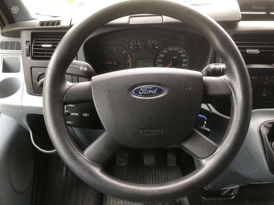 White Ford Transit 2012 in Kaunas, with an engine capacity of 2.20 L and mileage of 207 thousand km for 3400 €, photo 19 on AUTOMOTO.COM.LV