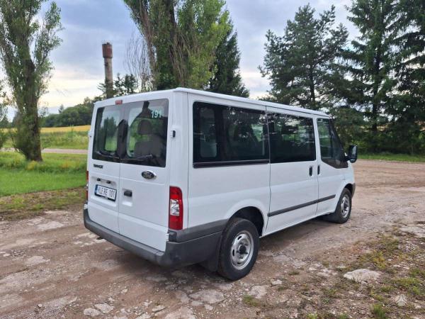 Balts Ford Transit 2012 Tauragė, ar dzinēja tilpumu 2.20 L un nobraukumu 200 tūkst. km par 5200 €, foto 3 vietnē AUTOMOTO.COM.LV
