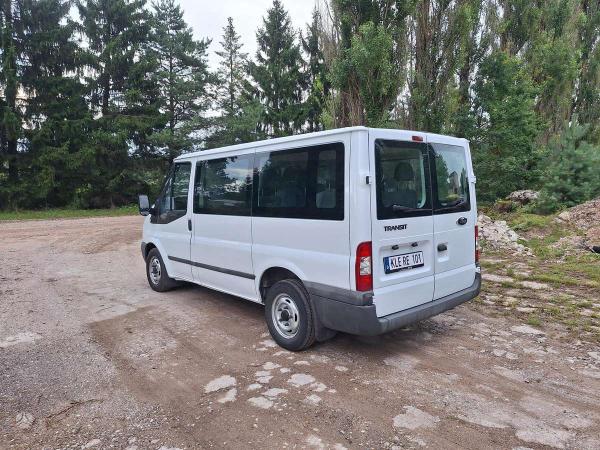 Balts Ford Transit 2012 Tauragė, ar dzinēja tilpumu 2.20 L un nobraukumu 200 tūkst. km par 5200 €, foto 4 vietnē AUTOMOTO.COM.LV