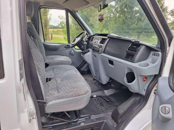 Balts Ford Transit 2012 Tauragė, ar dzinēja tilpumu 2.20 L un nobraukumu 200 tūkst. km par 5200 €, foto 7 vietnē AUTOMOTO.COM.LV