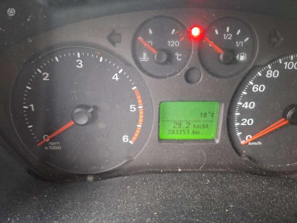 Balts Ford Transit 2012 Tauragė, ar dzinēja tilpumu 2.20 L un nobraukumu 200 tūkst. km par 5200 €, foto 10 vietnē AUTOMOTO.COM.LV