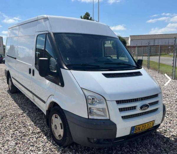 Balts Ford Transit 2012 Tauragė, ar dzinēja tilpumu 2.20 L un nobraukumu 240 tūkst. km par 3400 €, foto 2 vietnē AUTOMOTO.COM.LV