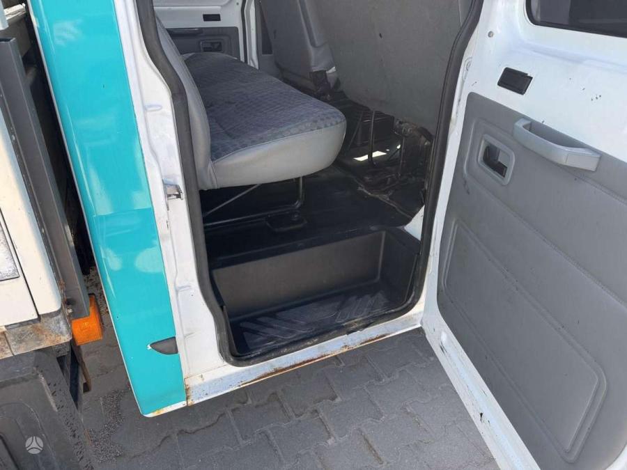 Balts Ford Transit 2012 Kauņa, ar dzinēja tilpumu 2.20 L un nobraukumu 261 tūkst. km par 4200 €, foto 13 vietnē AUTOMOTO.COM.LV