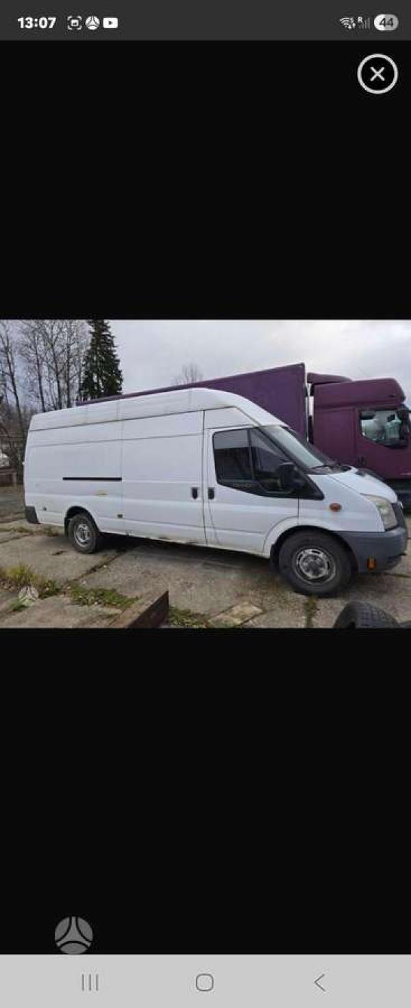 Balts Ford Transit 2012 Viļņa, ar dzinēja tilpumu 2.20 L un nobraukumu 256 tūkst. km par 2200 €, foto 5 vietnē AUTOMOTO.COM.LV