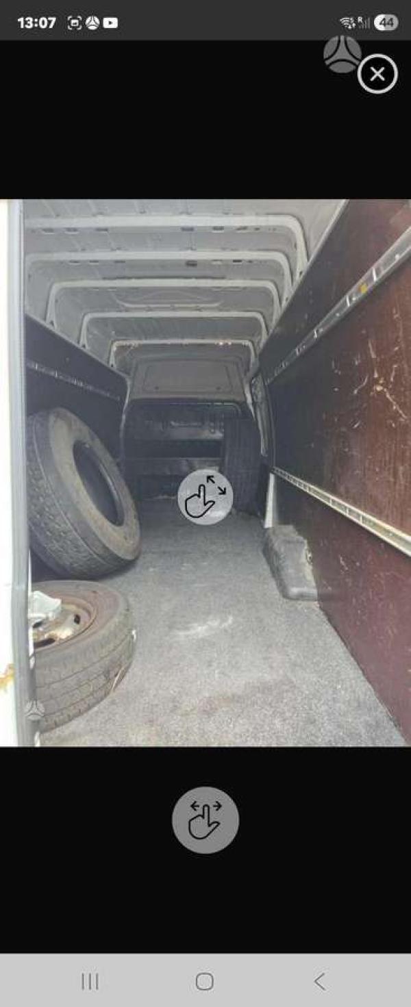 Balts Ford Transit 2012 Viļņa, ar dzinēja tilpumu 2.20 L un nobraukumu 256 tūkst. km par 2200 €, foto 7 vietnē AUTOMOTO.COM.LV