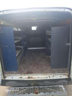 White Ford Transit 2012 in Taurage, with an engine capacity of 2.20 L and mileage of 200 thousand km for 2800 €, photo 8 on AUTOMOTO.COM.LV