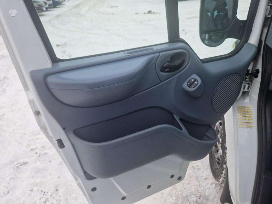 Balts Ford Transit 2013 Kauņa, ar dzinēja tilpumu 0.00 L un nobraukumu 280 tūkst. km par 5950 €, foto 9 vietnē AUTOMOTO.COM.LV
