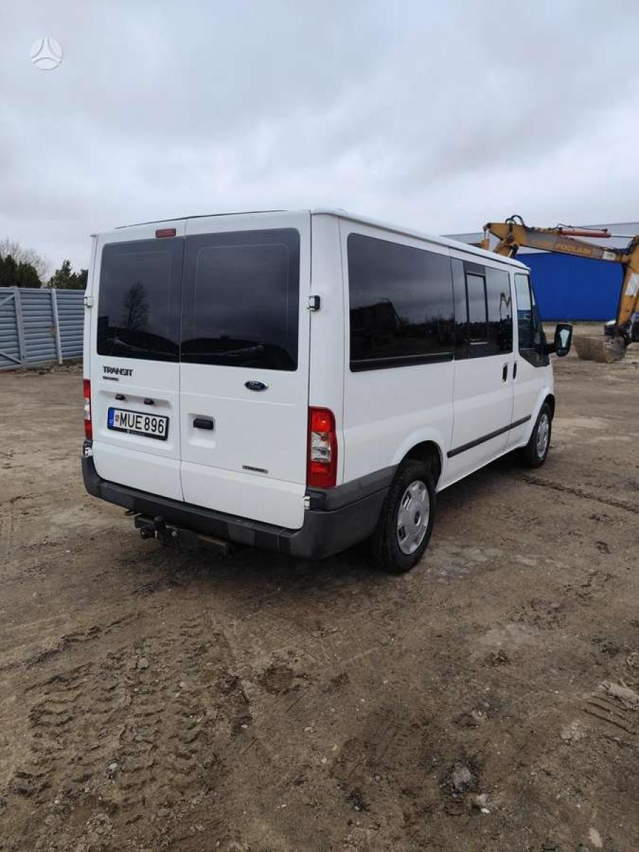 White Ford Transit 2013 in Silute, with an engine capacity of 0.22 L and mileage of 166 thousand km for 6500 €, photo 5 on AUTOMOTO.COM.LV
