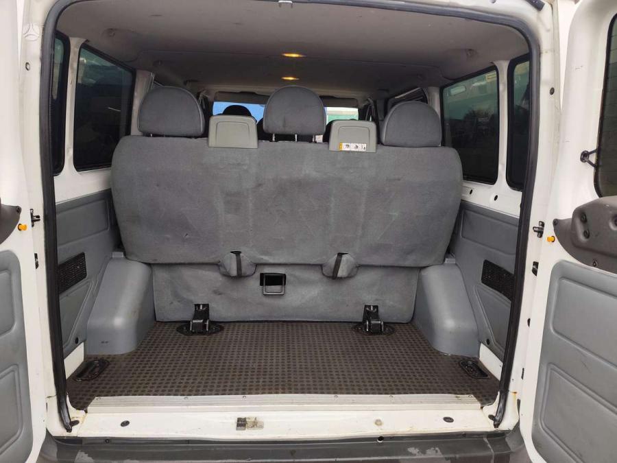 White Ford Transit 2013 in Silute, with an engine capacity of 0.22 L and mileage of 166 thousand km for 6500 €, photo 11 on AUTOMOTO.COM.LV