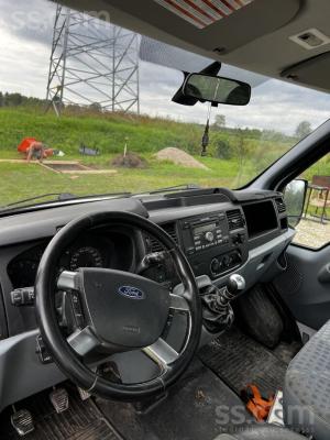Balts Ford Transit 2013 Jūrmala, ar dzinēja tilpumu 2.20 L un nobraukumu 166 tūkst. km par 6500 €, foto 5 vietnē AUTOMOTO.COM.LV