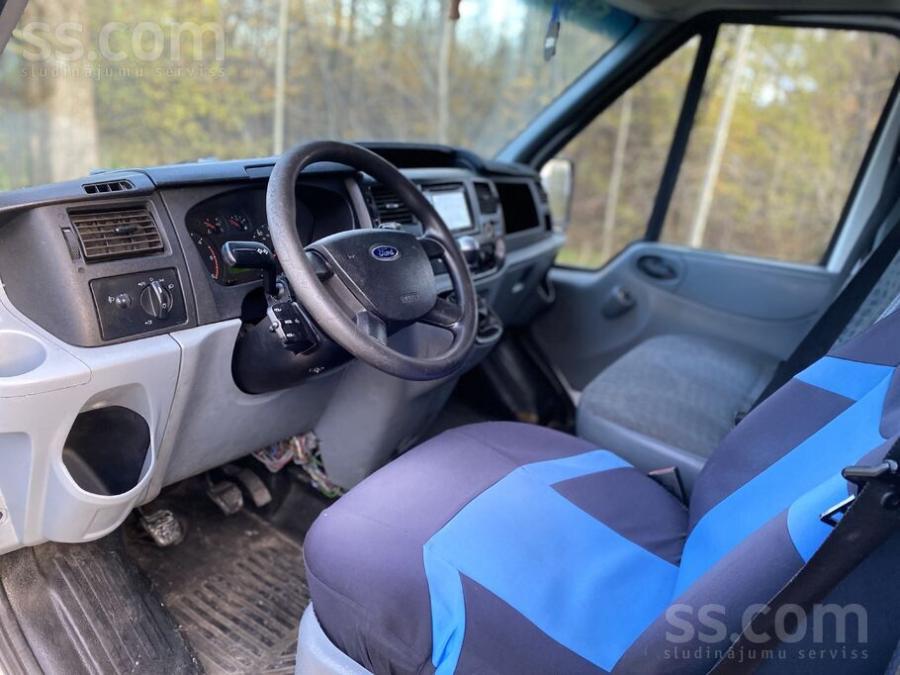 Balts Ford Transit 2013 Rīga, ar dzinēja tilpumu 2.20 L un nobraukumu 307 tūkst. km par 4850 €, foto 9 vietnē AUTOMOTO.COM.LV