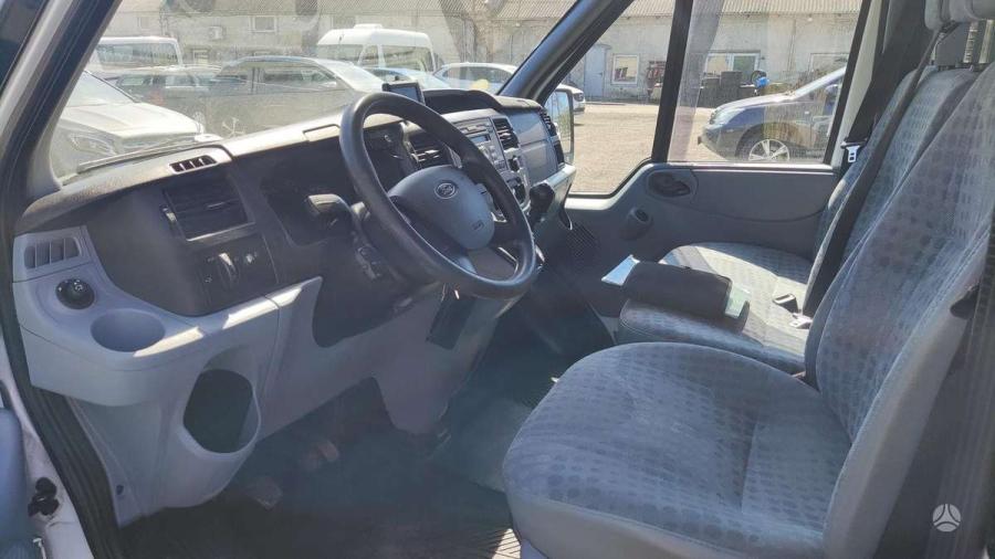 Balts Ford Transit 2013 Klaipėda, ar dzinēja tilpumu 2.20 L un nobraukumu 270 tūkst. km par 6850 €, foto 14 vietnē AUTOMOTO.COM.LV