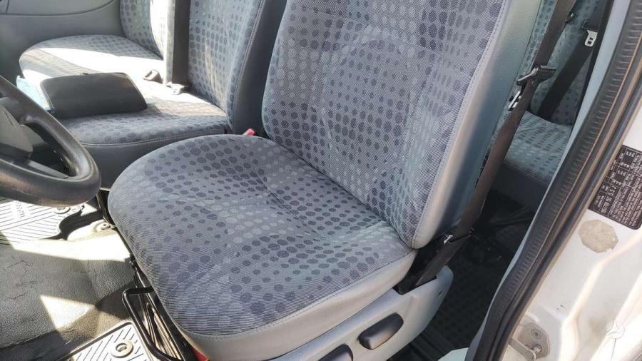 Balts Ford Transit 2013 Klaipėda, ar dzinēja tilpumu 2.20 L un nobraukumu 270 tūkst. km par 6850 €, foto 15 vietnē AUTOMOTO.COM.LV
