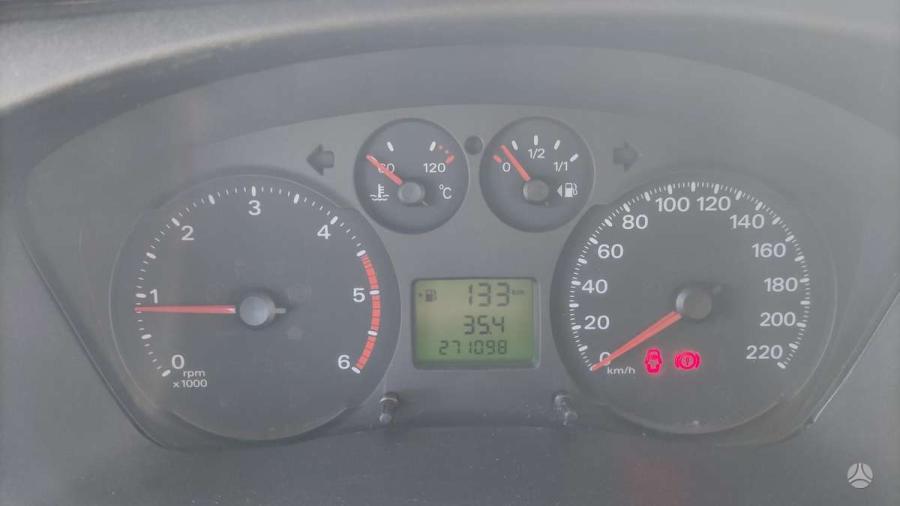 Balts Ford Transit 2013 Klaipėda, ar dzinēja tilpumu 2.20 L un nobraukumu 270 tūkst. km par 6850 €, foto 26 vietnē AUTOMOTO.COM.LV