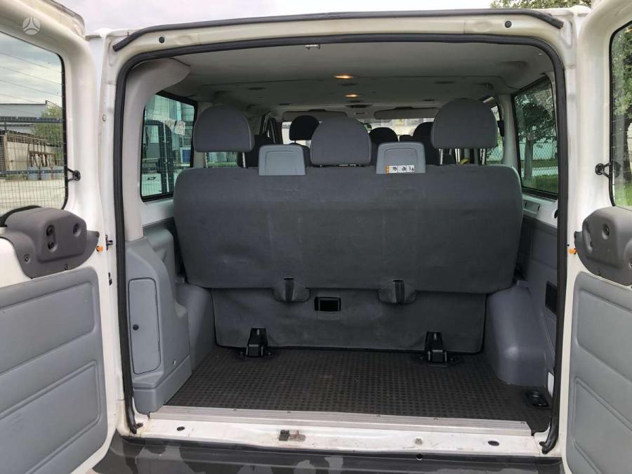 White Ford Transit 2013 in Kaunas, with an engine capacity of 0.00 L and mileage of 266 thousand km for 6150 €, photo 9 on AUTOMOTO.COM.LV