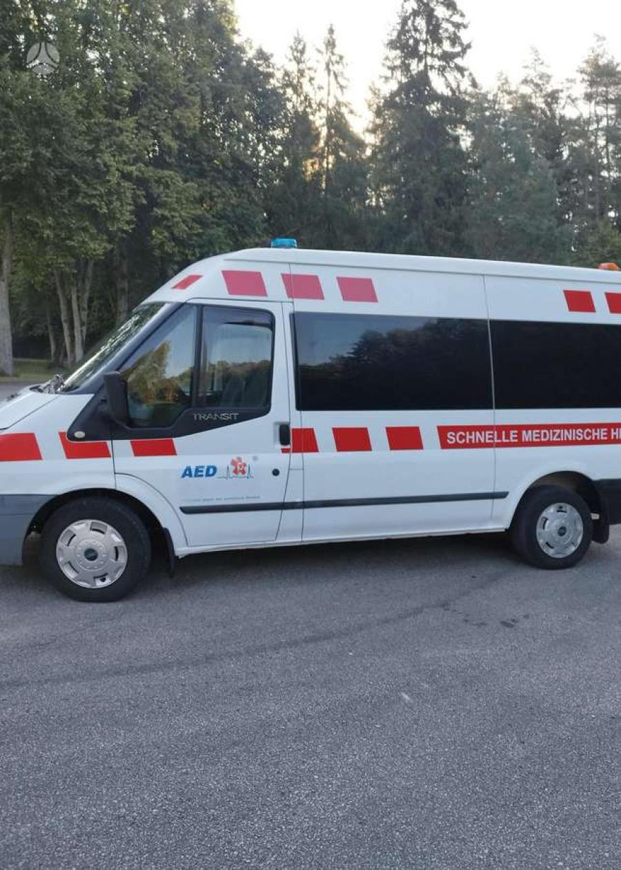 White Ford Transit 2013 in Sakiai, with an engine capacity of 2.20 L and mileage of 289 thousand km for 8500 €, photo 14 on AUTOMOTO.COM.LV