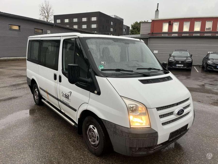 White Ford Transit 2013 in Vilnius, with an engine capacity of 2.20 L and mileage of 360 thousand km for 3900 €, photo 1 on AUTOMOTO.COM.LV