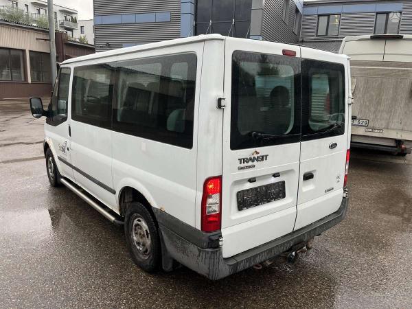 White Ford Transit 2013 in Vilnius, with an engine capacity of 2.20 L and mileage of 360 thousand km for 3900 €, photo 5 on AUTOMOTO.COM.LV