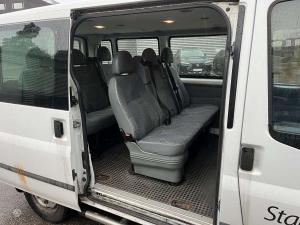 White Ford Transit 2013 in Vilnius, with an engine capacity of 2.20 L and mileage of 360 thousand km for 3900 €, photo 9 on AUTOMOTO.COM.LV